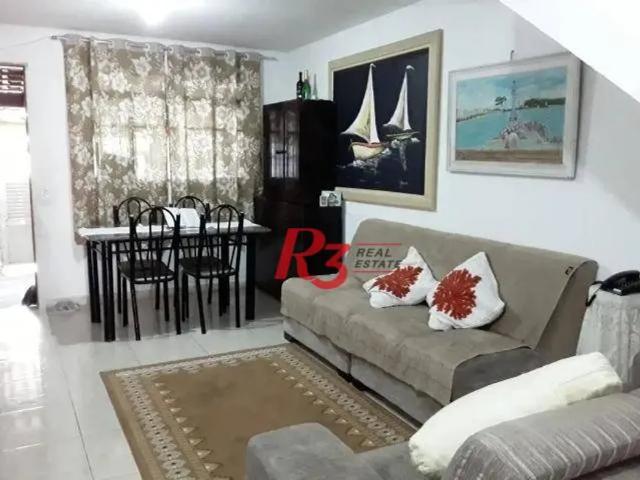 Sobrado com 2 Quartos e 2 banheiros à Venda, 120 m² por R$ 296.800