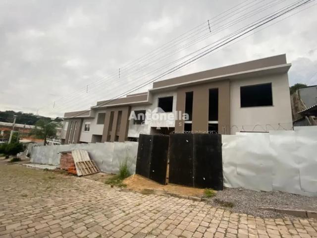 Sobrado com 2 Quartos e 2 banheiros à Venda, 64 m² por R$ 290.000