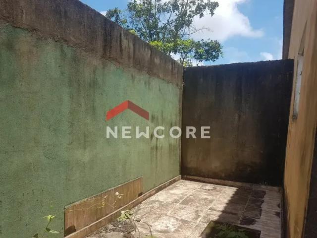 Sobrado com 2 Quartos e 2 banheiros à Venda, 65 m² por R$ 99.580