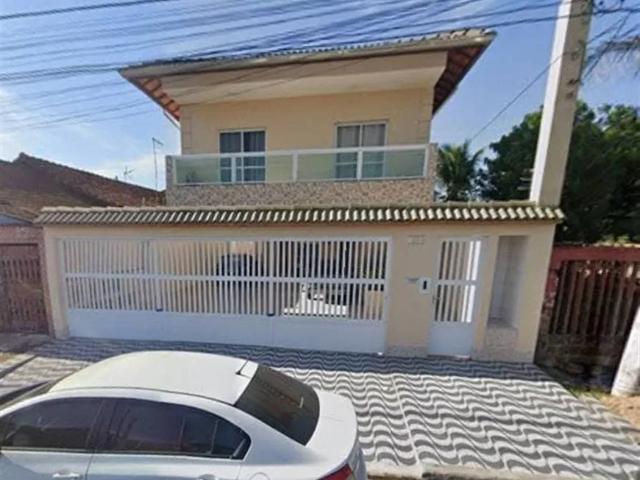 Sobrado com 2 Quartos e 2 banheiros à Venda, 63 m² por R$ 100.000