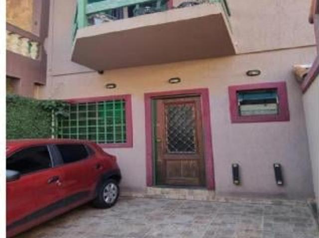 Sobrado com 2 Quartos e 2 banheiros à Venda, 79 m² Vila Aurora