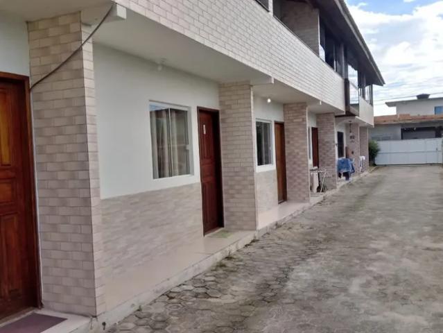 Sobrado com 2 Quartos e 2 banheiros à Venda, 70 m² por R$ 280.000