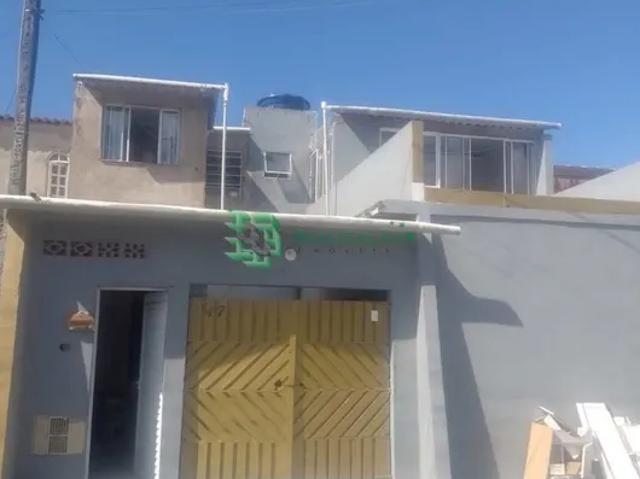 Sobrado com 2 Quartos e 2 banheiros à Venda, 90 m² por R$ 150.000