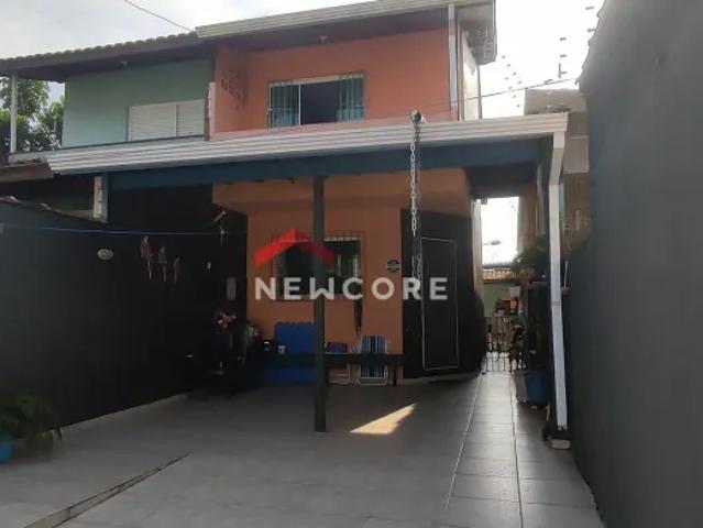Sobrado com 2 Quartos e 2 banheiros à Venda, 90 m² por R$ 279.290