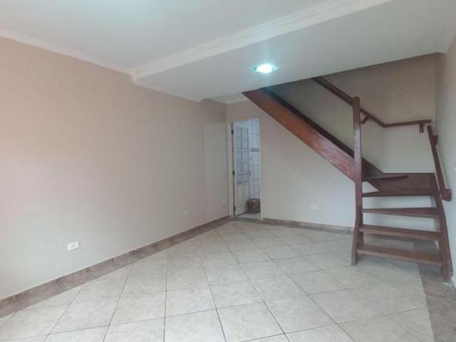 Sobrado com 2 quartos e 2 vagas com área gourmet no Butantã. FL64