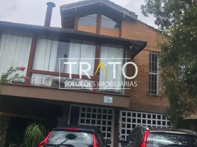 Sobrado com 2 Quartos e 3 banheiros à Venda, 246 m² por R$ 1.300.000
