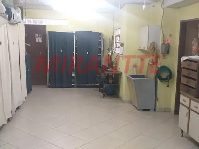 Sobrado com 2 quartos em Imirim