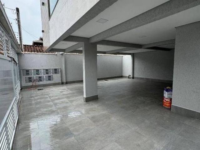 Sobrado com 2 Quartos no Maracanã em Praia Grande/SP
