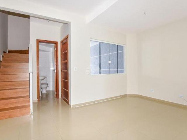 Sobrado com 2 Quartos no Sítio Cercado