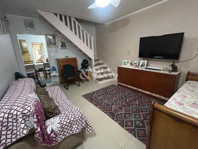 Sobrado com 2 quartos na Água Rasa