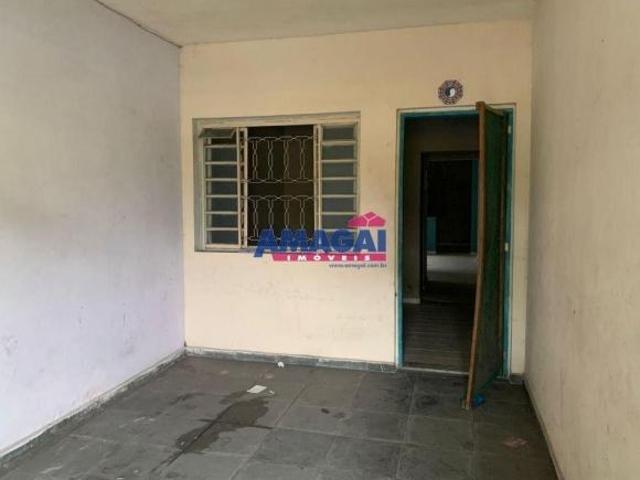 Sobrado com 2 quartos para venda no Centro