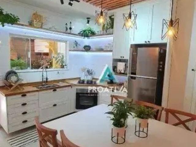 Sobrado com 2 Quartos para venda ou aluguel, 107m² Vila Caminho do Mar