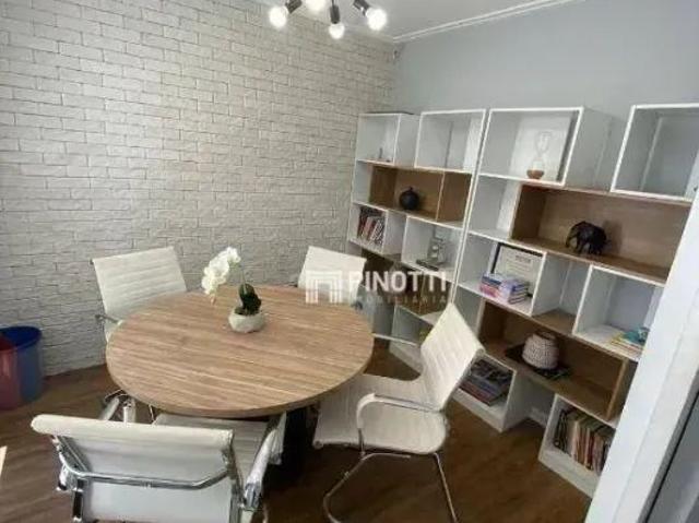 Sobrado com 2 Quartos para venda ou aluguel, 135m² Jardim do Mar