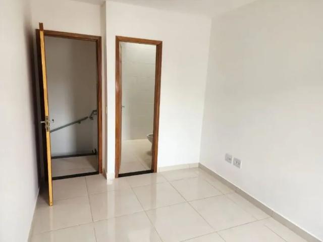 Sobrado com 2 Quartos para venda ou aluguel, 66m² Cidade Líder