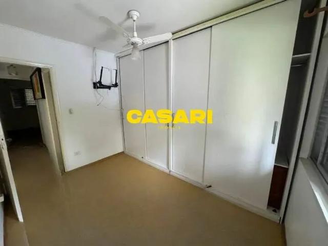 Sobrado com 2 Quartos para alugar, 150m² Rudge Ramos