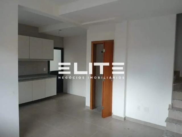 Sobrado com 2 Quartos para alugar, 64m² Vila Gilda