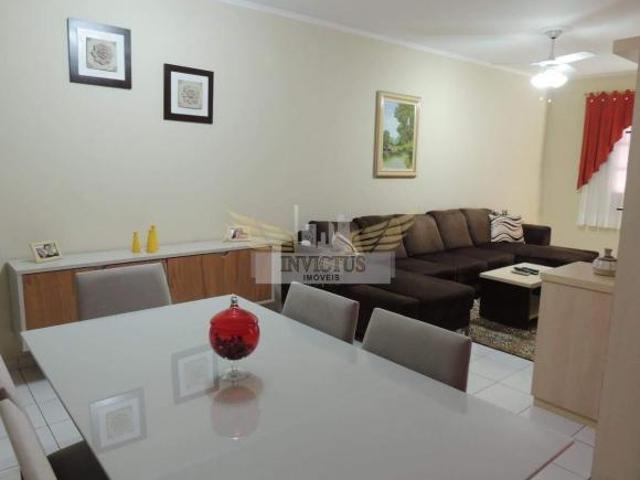 Sobrado com 2 Quartos para Comprar, 257m² Vila Cecília Maria, Santo André/SP