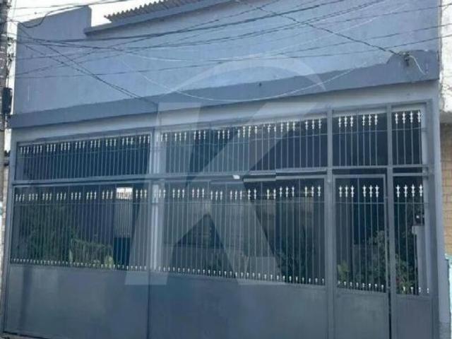 Sobrado com 2 Quartos, Varanda, 2 Vagas de Garagem na Vila Guilherme