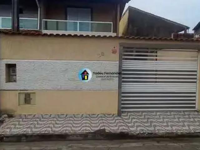 Sobrado com 2 quartos, Vila Vera Cruz, Mongaguá R$ 550 mil, Cod: 239