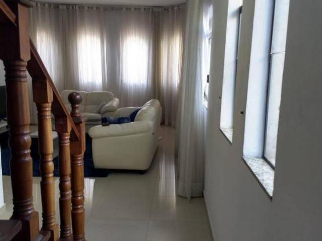 Sobrado com 2 suítes, 4 Vagas na Vila Formosa