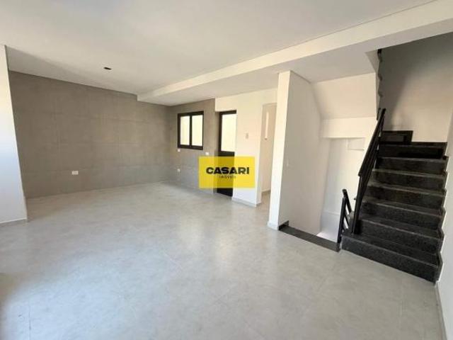 Sobrado com 2 Suítes, 4 Vagas e 130m² à Venda – Próximo à Padaria Brasileira | S