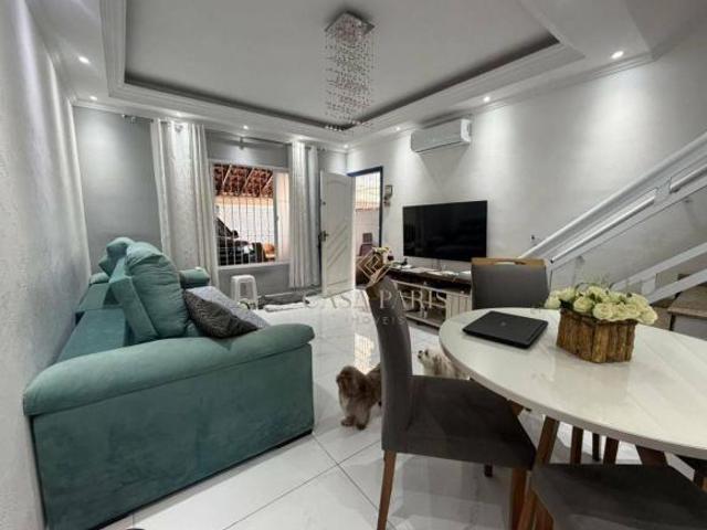 Sobrado com 2 suítes à venda, 107 m² por R$ 650.000 Vila Guilhermina Praia Grande/SP