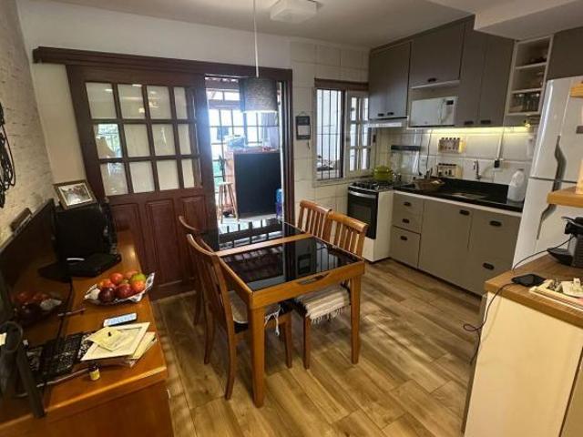 SOBRADO COM 2 SUITES LOTEAMENTO NOVA IPANEMA