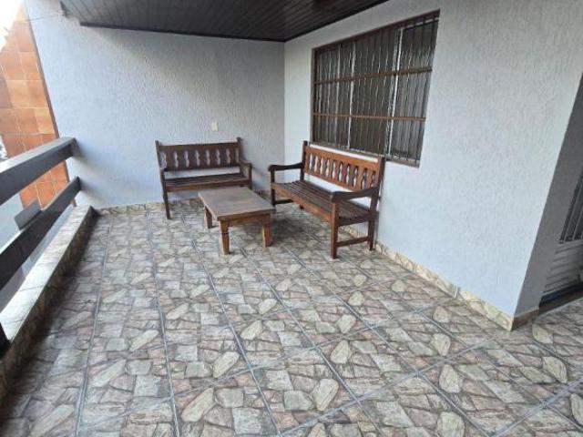 Sobrado com 2 Vagas de Garagem à Venda, 231 m² — Parque Viana, Barueri/SP