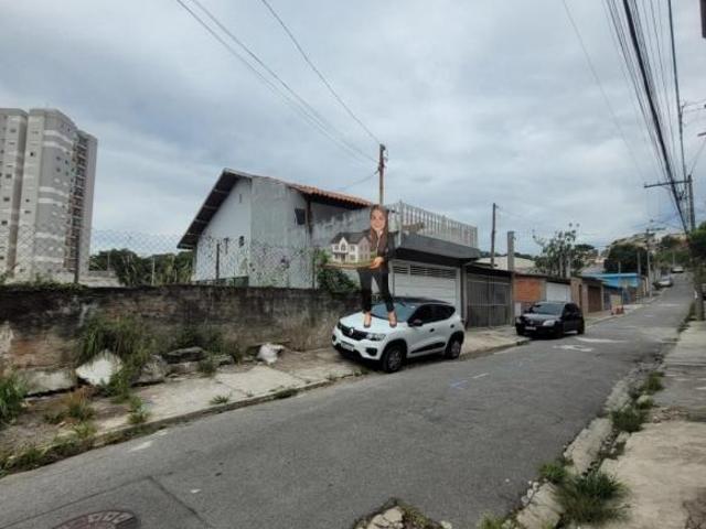 Sobrado com 2 vagas e 3 dormitórios no Serpa em Caieiras SP