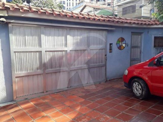 Sobrado com 300 metros 3 dormitórios, sala, 6 vagas no Mandaqui