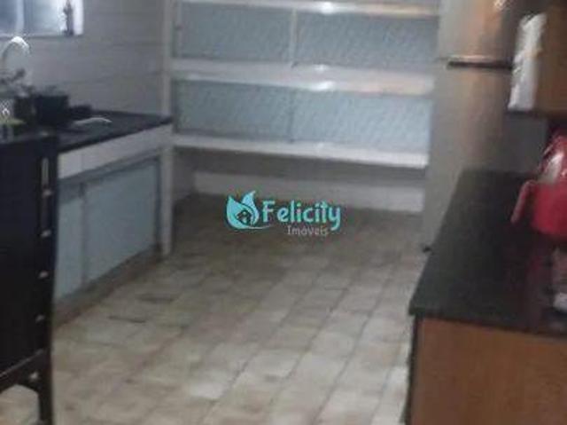 Sobrado com 300m2 no Jardim Monjolo