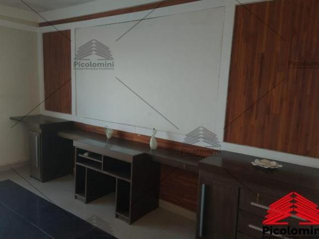 Sobrado com 306m2 próximo a Avenida Sapopemba