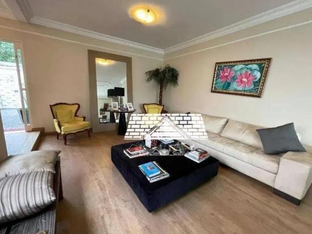 Sobrado com 320m² na Vila Milton Guarulhos