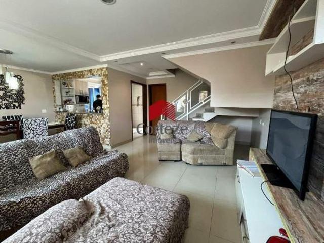 Sobrado com 333,9m² 3 quartos, à venda, no bairro Jardim Cruzeiro em São José dos Pinhais
