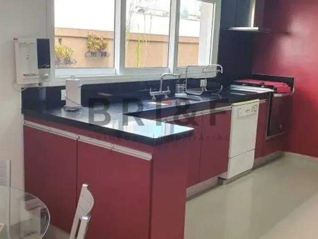 Sobrado com 355 metros de puro lazer e conforto! 4 dormitórios na Chácara Flora