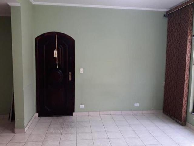 Sobrado com 381,44m² para venda em Vila Romanópolis Ferraz de Vasconcelos/SP