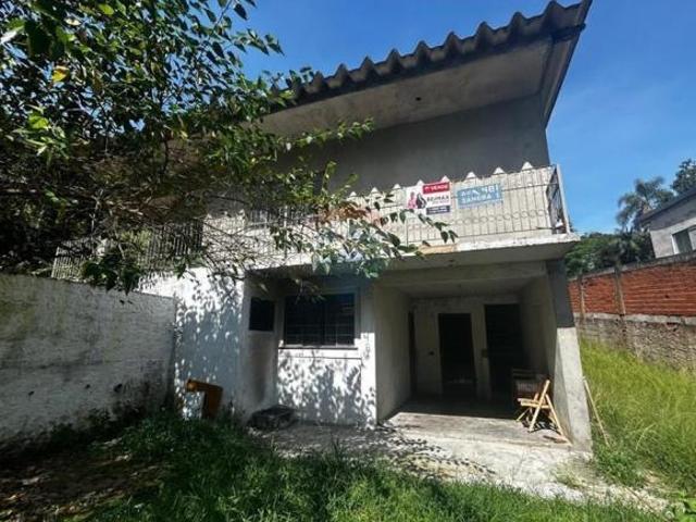 Sobrado com 3 moradias em amplo terreno ideal para moradia e renda no bairro Jardim Sandra em Mairip