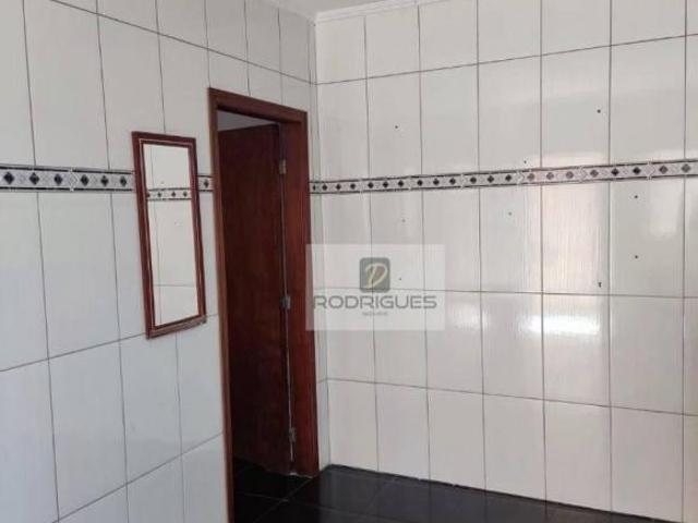 Sobrado com 3 casas à venda, 264 m² por R$ 450.000 Canhema Diadema/SP