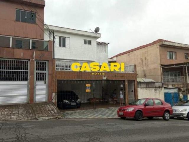 Sobrado com 3 casas à venda no Taboão – 231m² para investimento em São Bernardo
