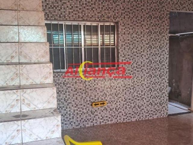 Sobrado com 3 casas para renda Jardim Planalto 125m²