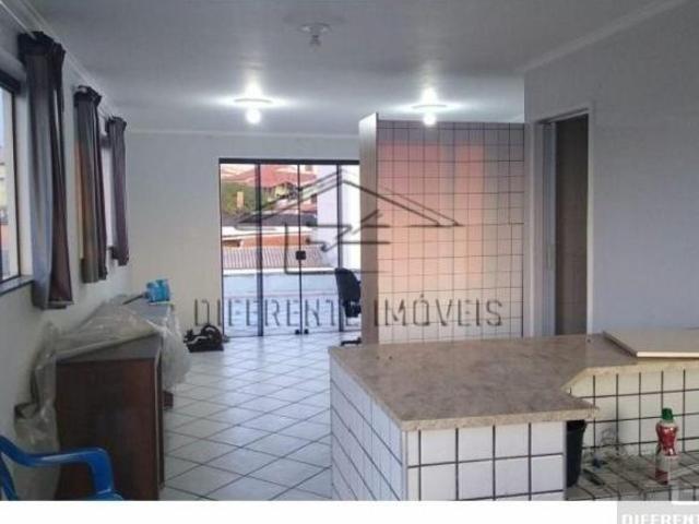 SOBRADO COM 3 DORM, 1 SUITE JARDIM BRASILIA