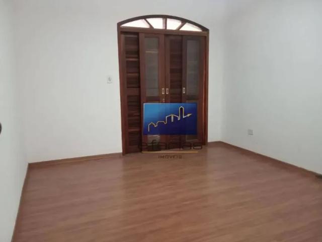 Sobrado com 3 dormitórios para alugar, 200 m² por R$ 4.750,00/mês Vila Guilhermina São Paulo/SP