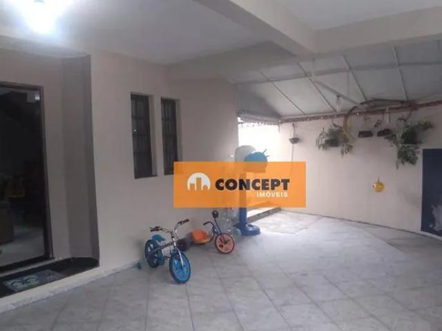 Sobrado com 3 dormitórios à venda, 144 m² por R$ 500.000,00 Vila Figueira Suzano/SP