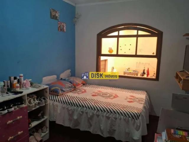 Sobrado com 3 dormitórios à venda, 178 m² por R$ 594.900 Assunção São Bernardo do Campo/SP