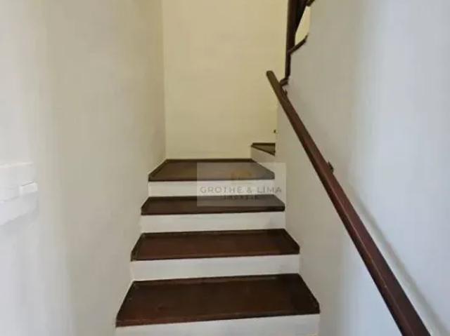Sobrado com 3 dormitórios à venda, 113 m² por R$ 530.000 Jardim Califórnia Jacareí/SP