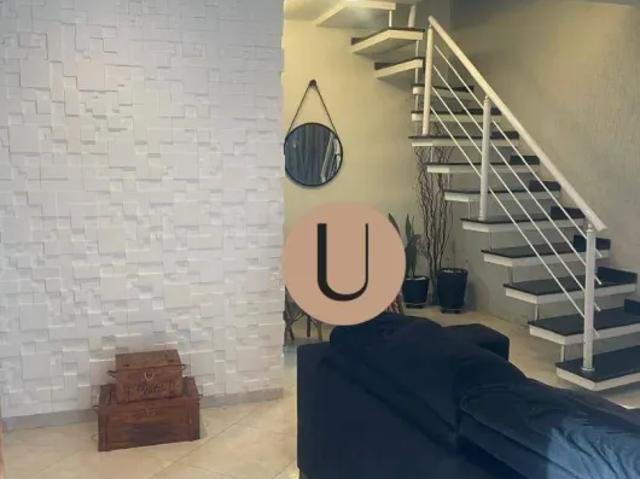 Sobrado com 3 dormitórios à venda, 123 m² por R$ 615.000 Jardim Santo Antônio Santo André