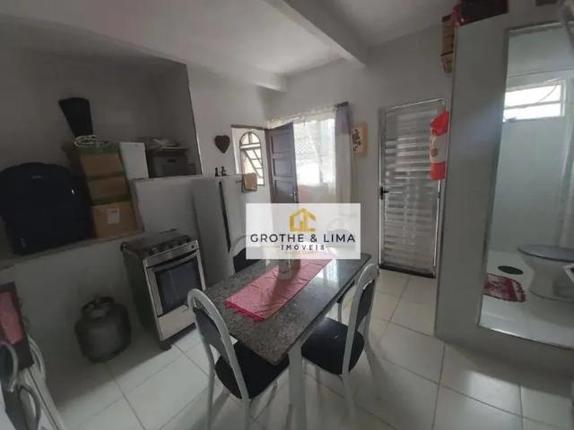 Sobrado com 3 dormitórios à venda, 213 m² Jardim Portugal São José dos Campos/SP
