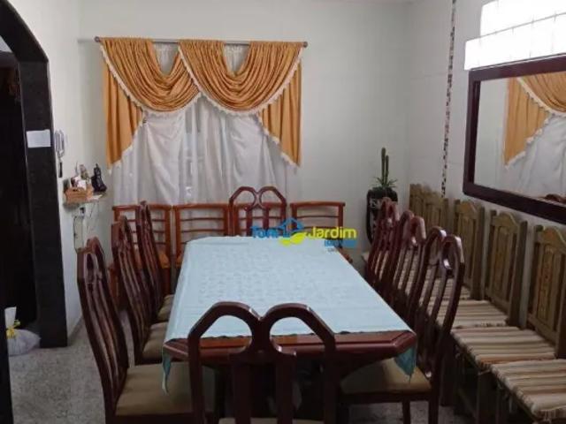 Sobrado com 3 dormitórios à venda, 302 m² por R$ 990.000,00 Parque das Nações Santo André/SP