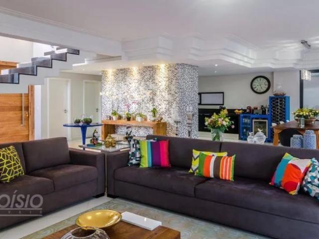 Sobrado com 3 dormitórios à venda, 314 m² por R$ 1.900.000,00 Campos Do Conde II Tremembé/SP