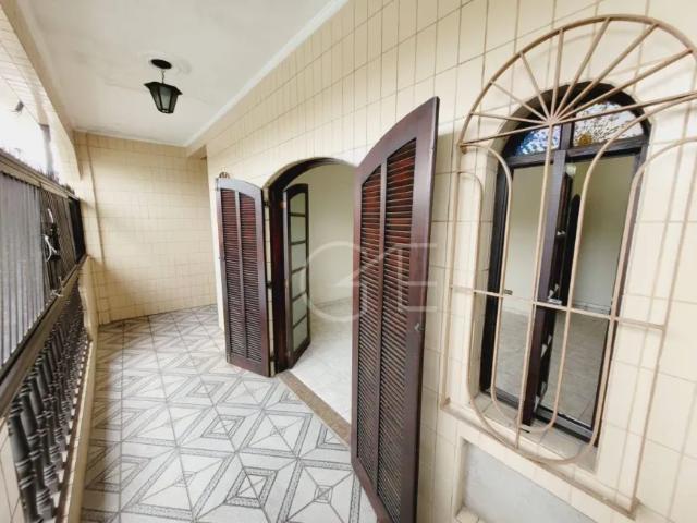 Sobrado com 3 dormitórios à venda, 200 m² por R$ 1.200.000,00 Parque Bitaru São Vicente/SP